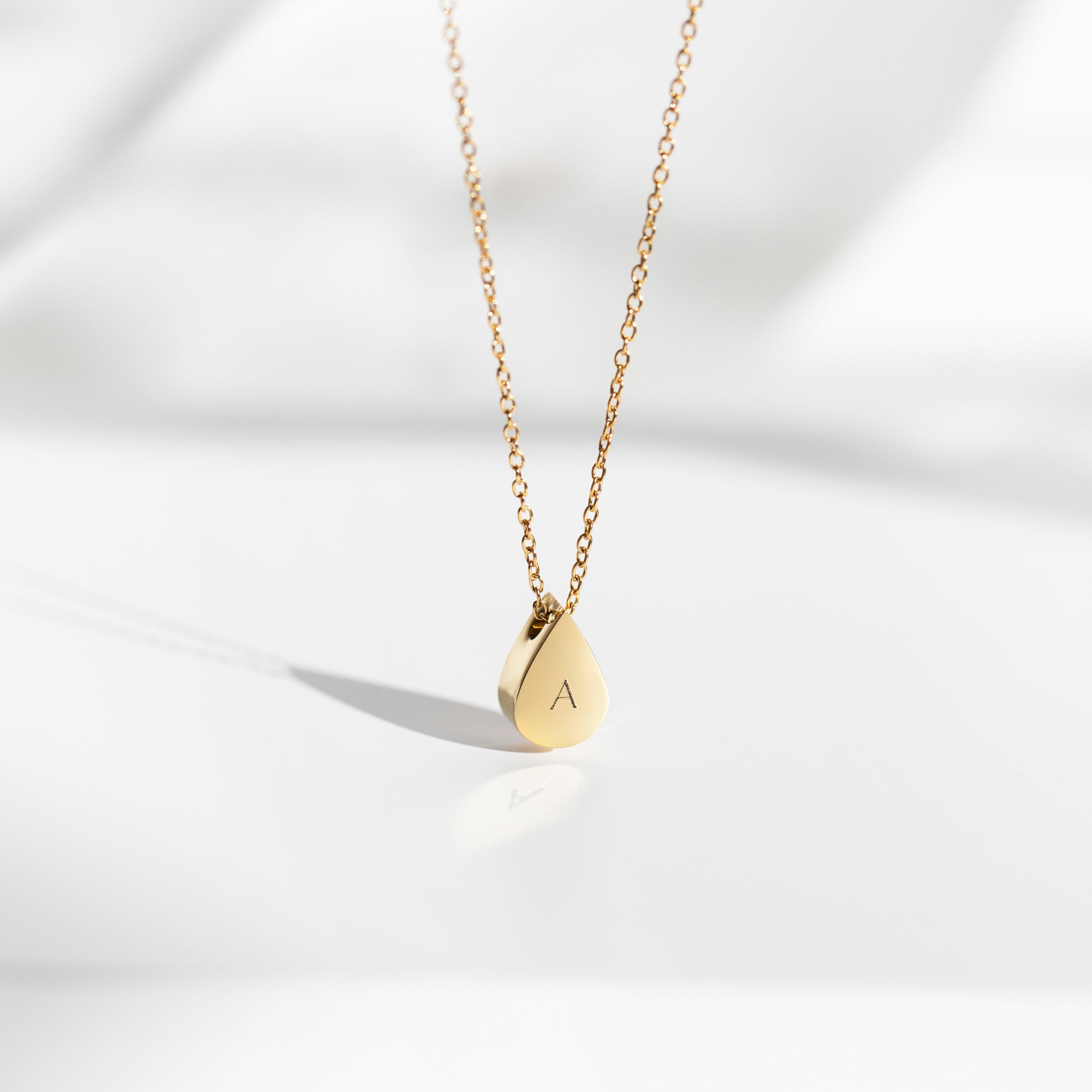 Teardrop Necklace Gold | Dylan Oaks – Dylan Oaks UK